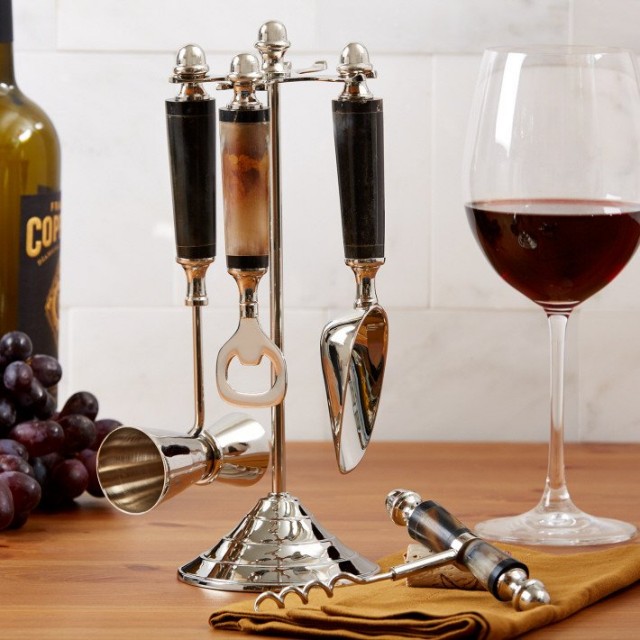 Accessories for Bar: Turn Your Space into the Trendiest Spot in Town ...