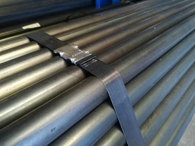 Steps to Choosing the Right Strapping Material for Your Application ...