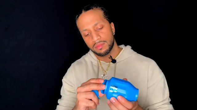 5 Fun & Practical Birthday Gifts For Your Stoner Friend